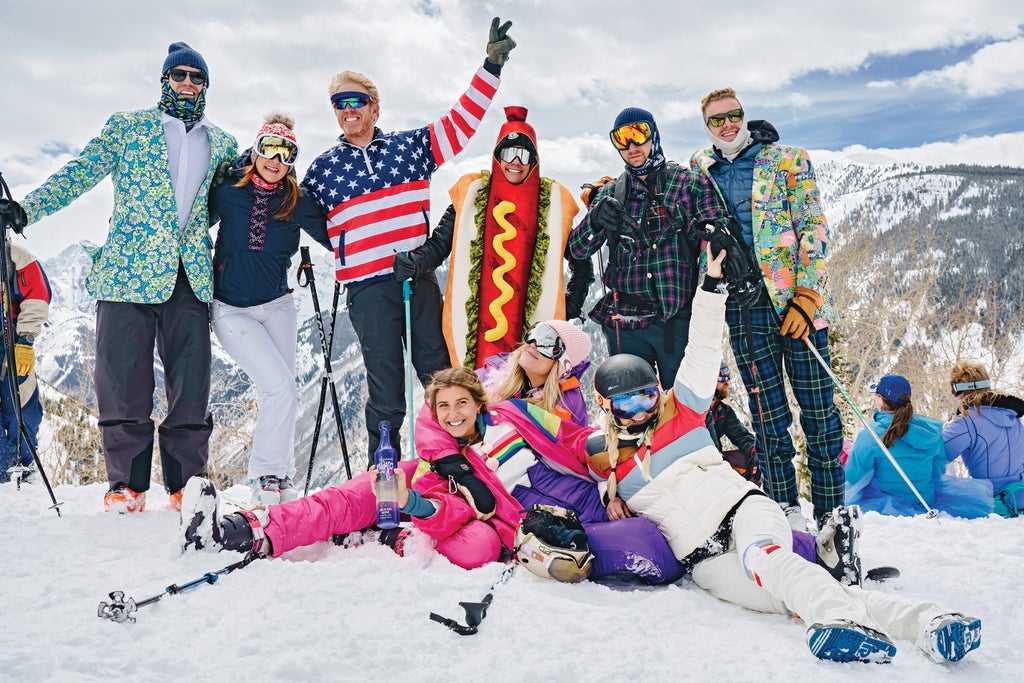 Resort Guide 2020 West: Spring Break Destination