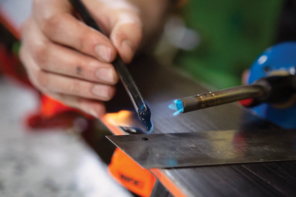 How to Repair Damaged Ski Bases with P-Tex