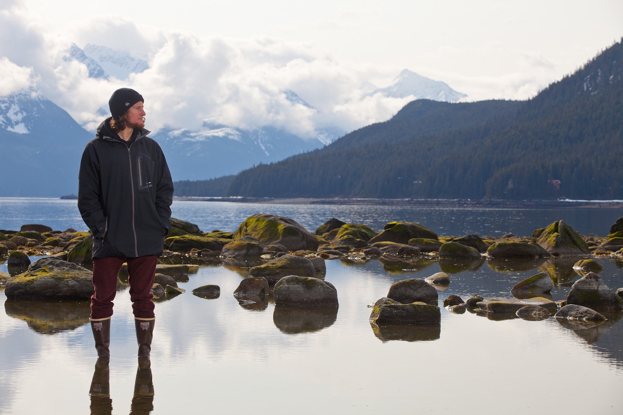 Witness 30 Years of Breathtaking Alaskan Ski Photography - Ski Mag