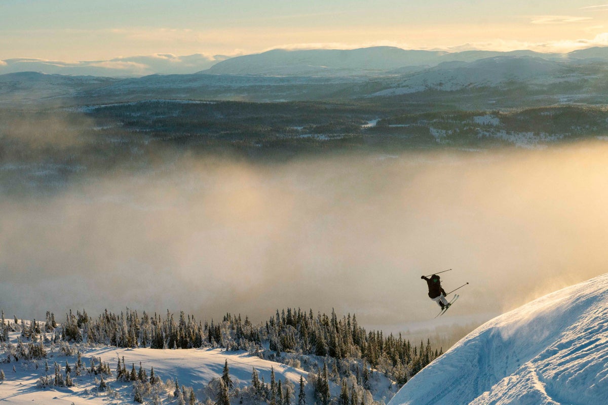 Rossignol Black Ops Escaper - 2022 All-Mountain Ski Review - Ski Mag